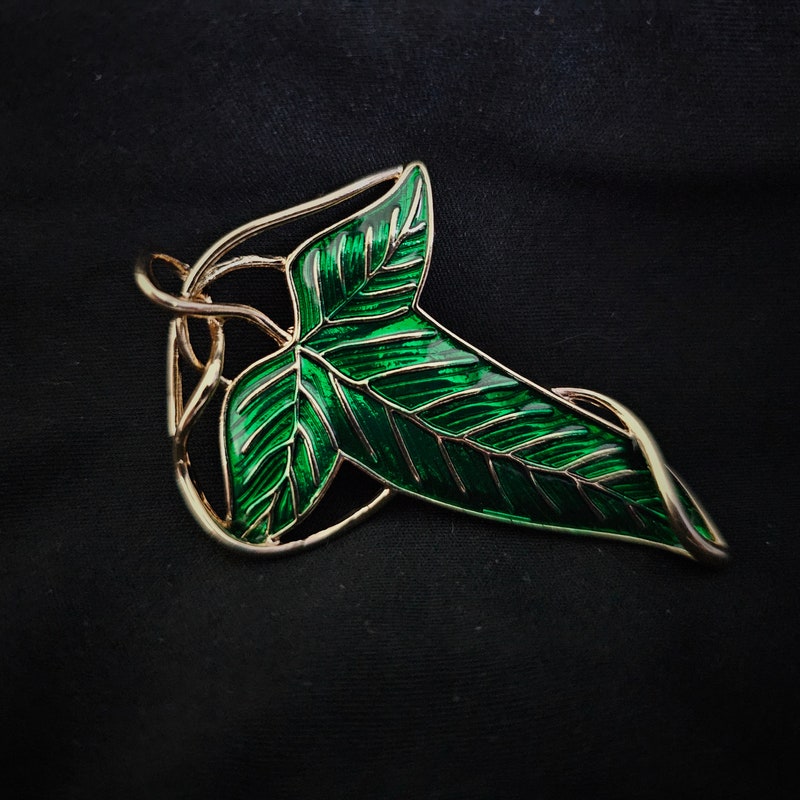 Elven Leaf Brooch - Etsy