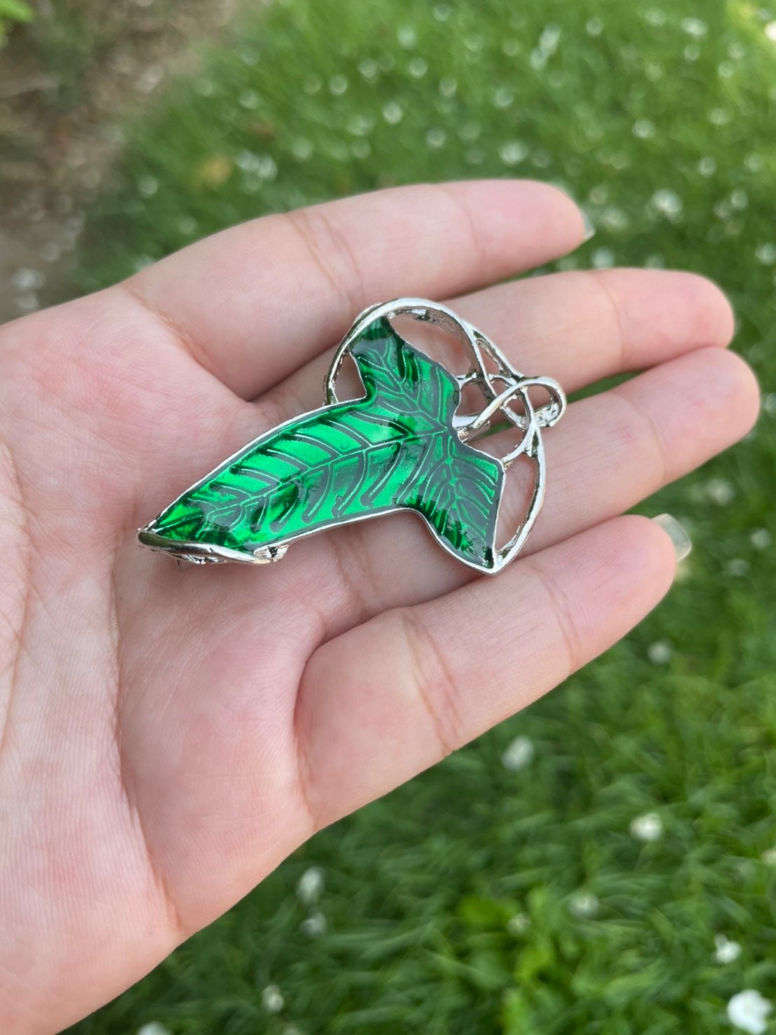 Nice Gift Green Leaf Elven Pin Brooch Leaf of Lorien Pendant - Etsy ...