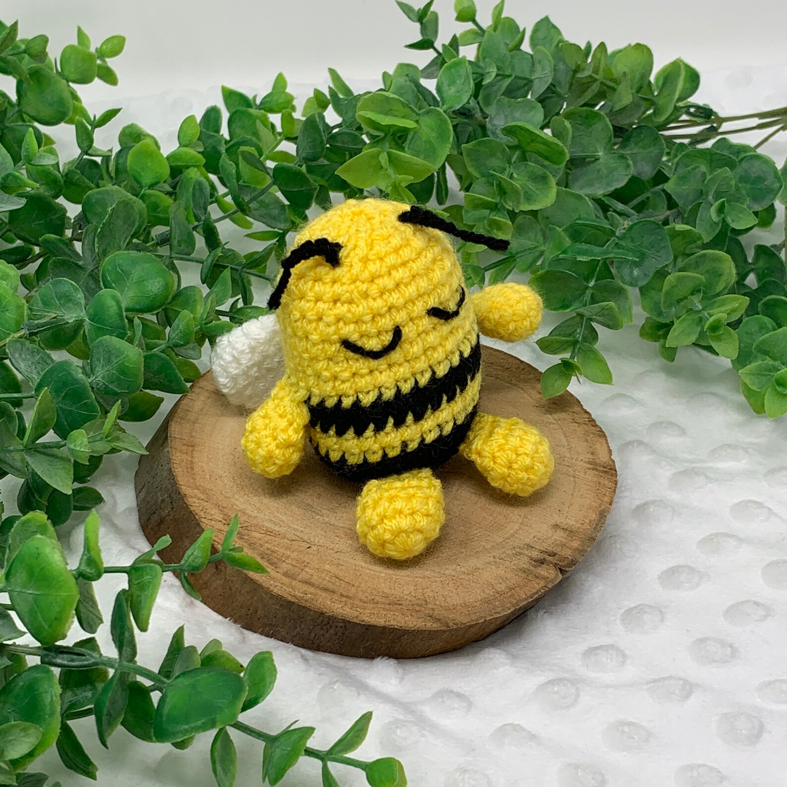 Buzzy Bee Crochet Pattern – Small Bee Crochet PDF Pattern – Pocket Bee ...