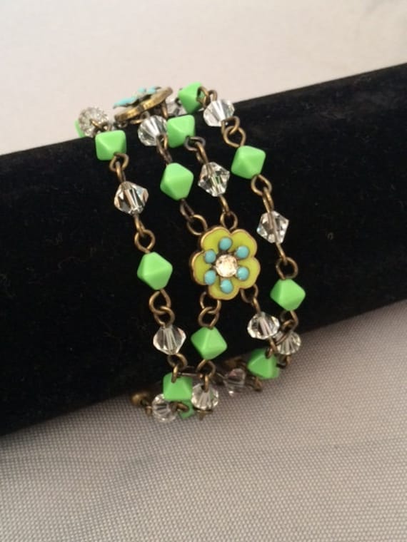 Swarovski strand flower bracelet store