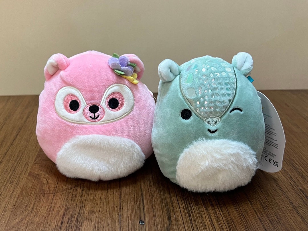 Squishmallow 5 Pink Lemur Ditty Flowers Easter and 4 Green Armadillo ...