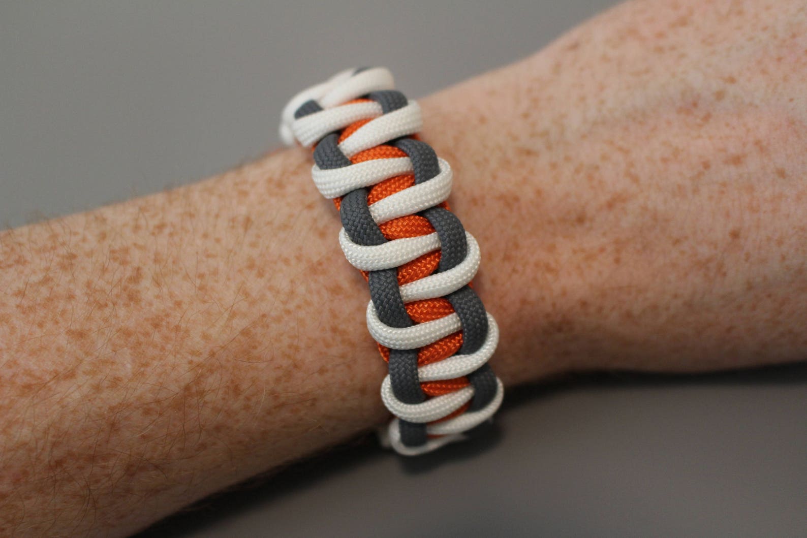 Solomon Bar Paracord Bracelet - Mad Max Style or Buckles - Custom ...