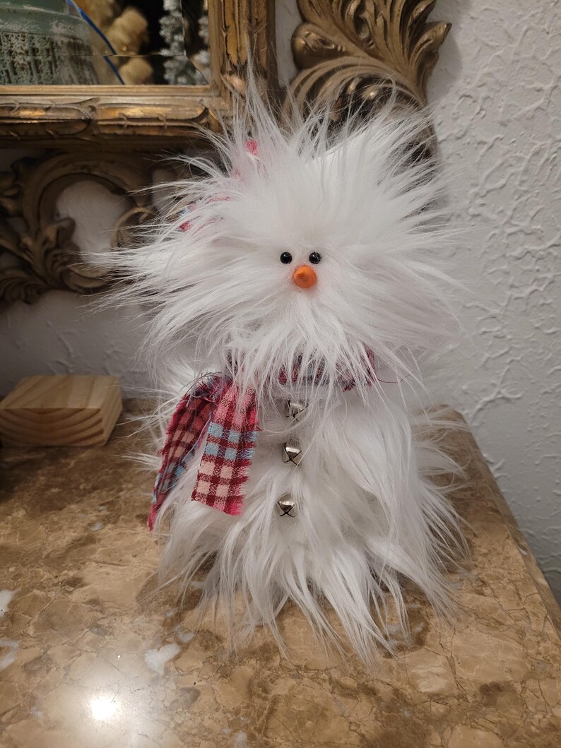 Frazzled Snowman Valentine's Day Decor: Plaid Scarf Spring Decor - Etsy