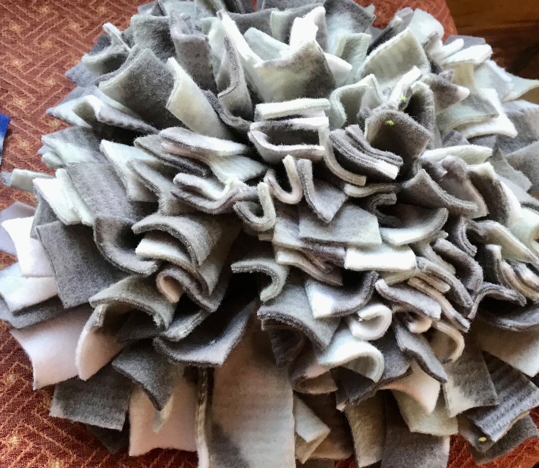 New & Improved / Small Snuffle Mat / Bunny Approved / Beagle Approved ...