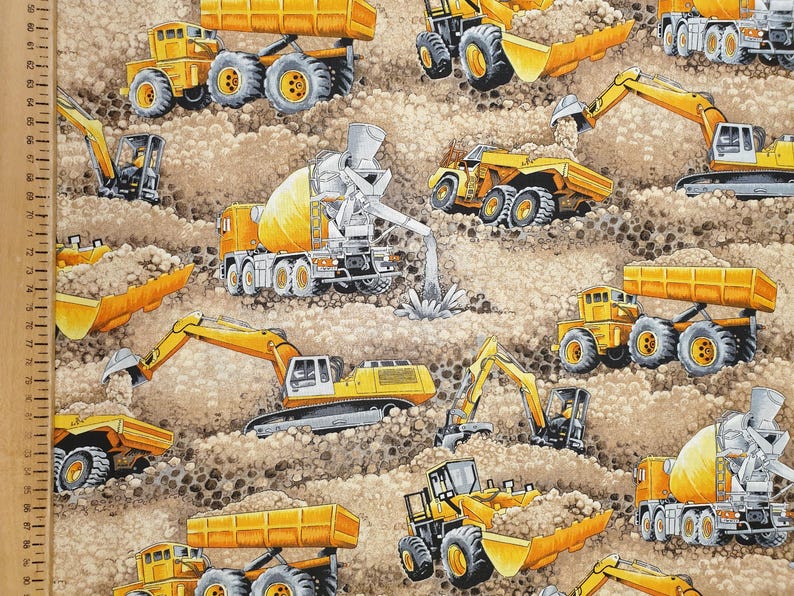 Construction Trucks Fabric UK Fat Quarter 20" X 22" or 50cm X 56cm 100% ...