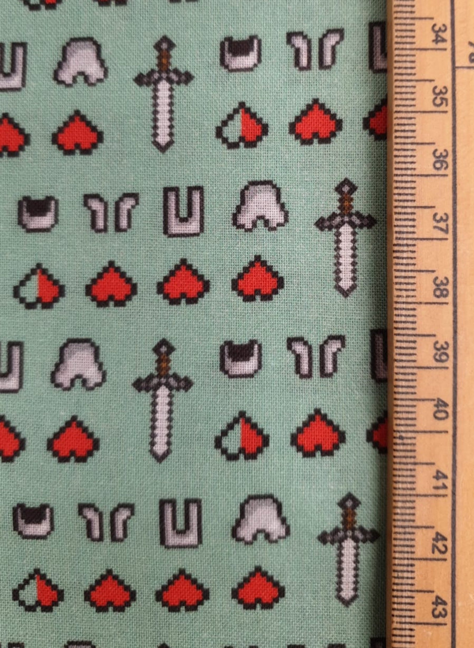 Minecraft fabric UK 100% Cotton Material By Metre icon hearts | Etsy