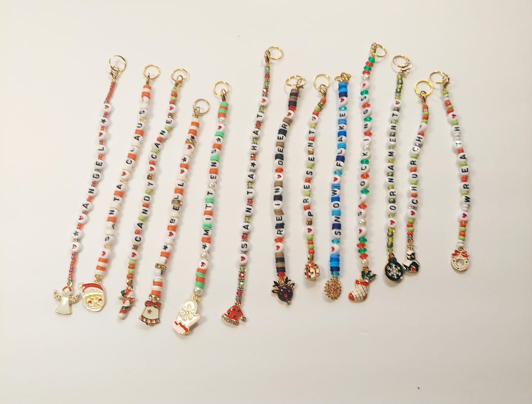 Christmas Beaded Keychain: Holiday Charm Zipper Pull - Etsy