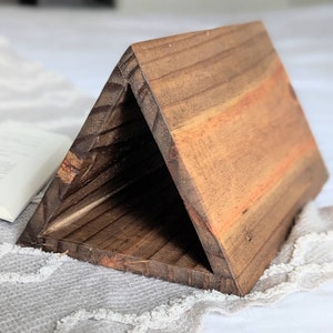 Book Place Holder, Rustic Wood Stand, Reading Table Storage, Bookend ...