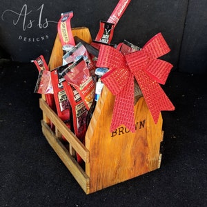 Personalized Beer Caddy: Rustic Reclaimed Wood Drink Holder - Etsy