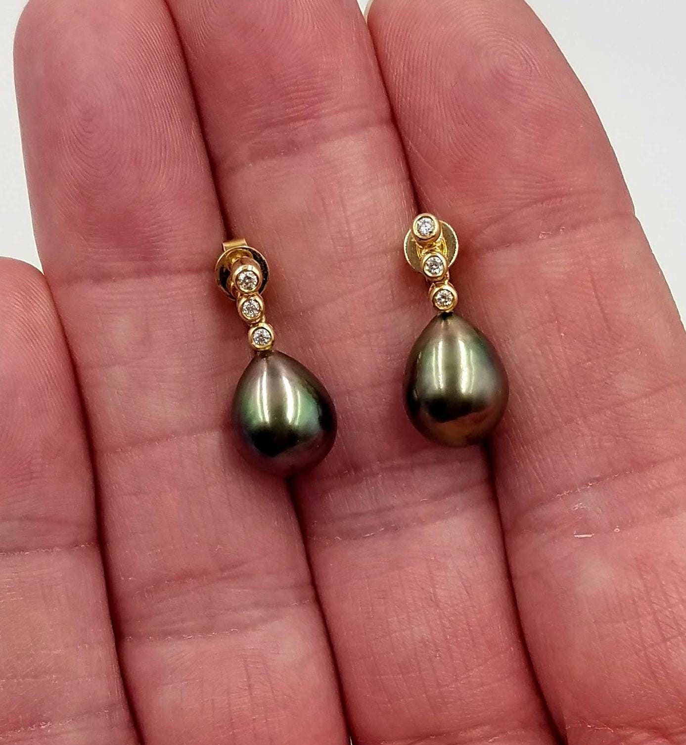Buy Cook Island Black Pearls Black Pearl Earrings 14 Kt Gold and ...