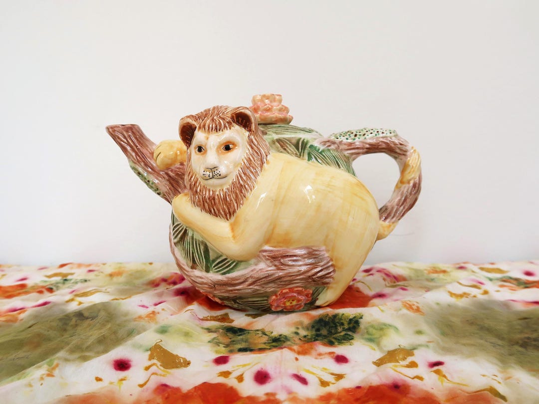 JUNGLE SPREE Lion Teapot - Vintage Strata Group Ceramic Tea Pot With ...