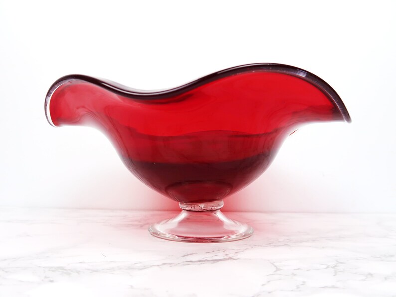 RED RUFFLE Pedestal Bowl Vintage Art Glass Clear Ruffled - Etsy