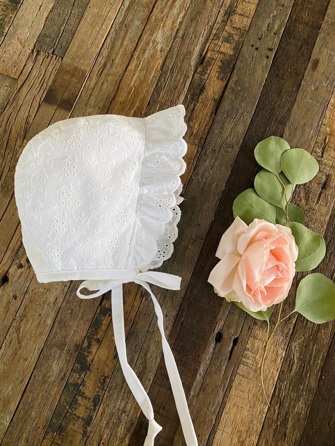 White Eyelet Baby Bonnet / Hat / Infant Hat. - Etsy