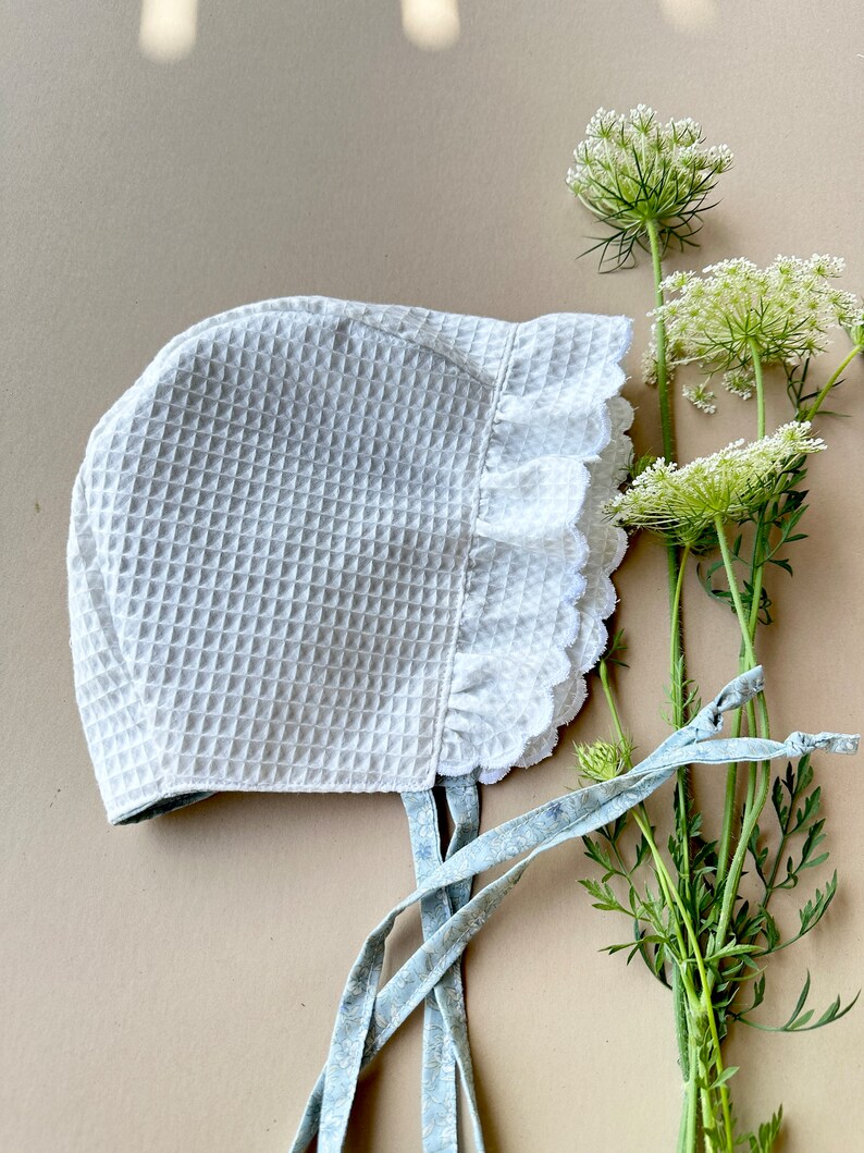 White / Floral Blue Baby Bonnet / Hat / Infant Hat - Etsy