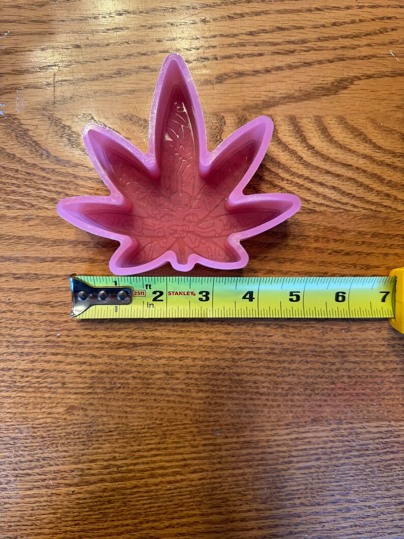 Weed Leaf Freshie - Etsy