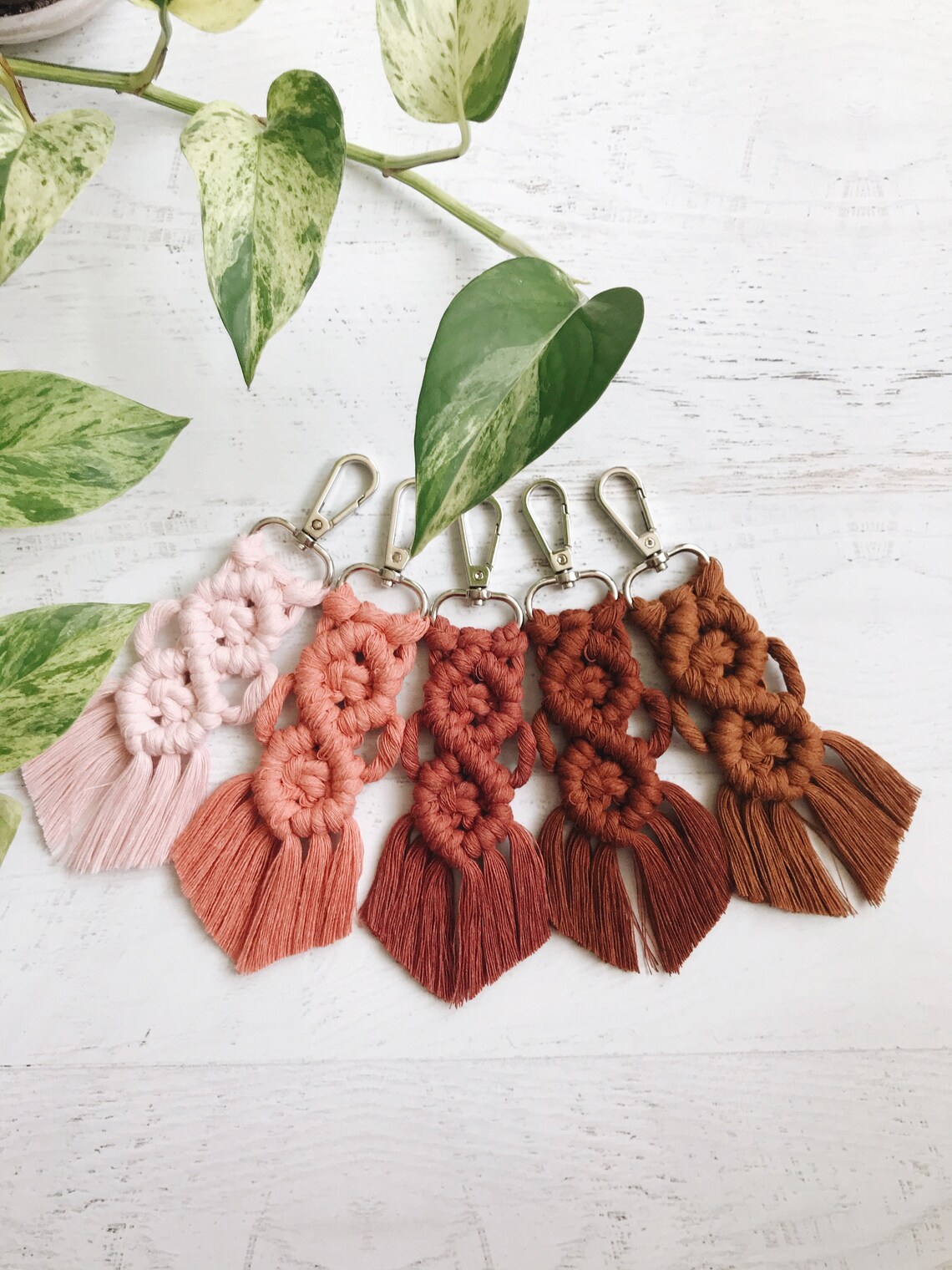 Step by Step Macrame Keychain DIY Pattern for Beginners | Etsy