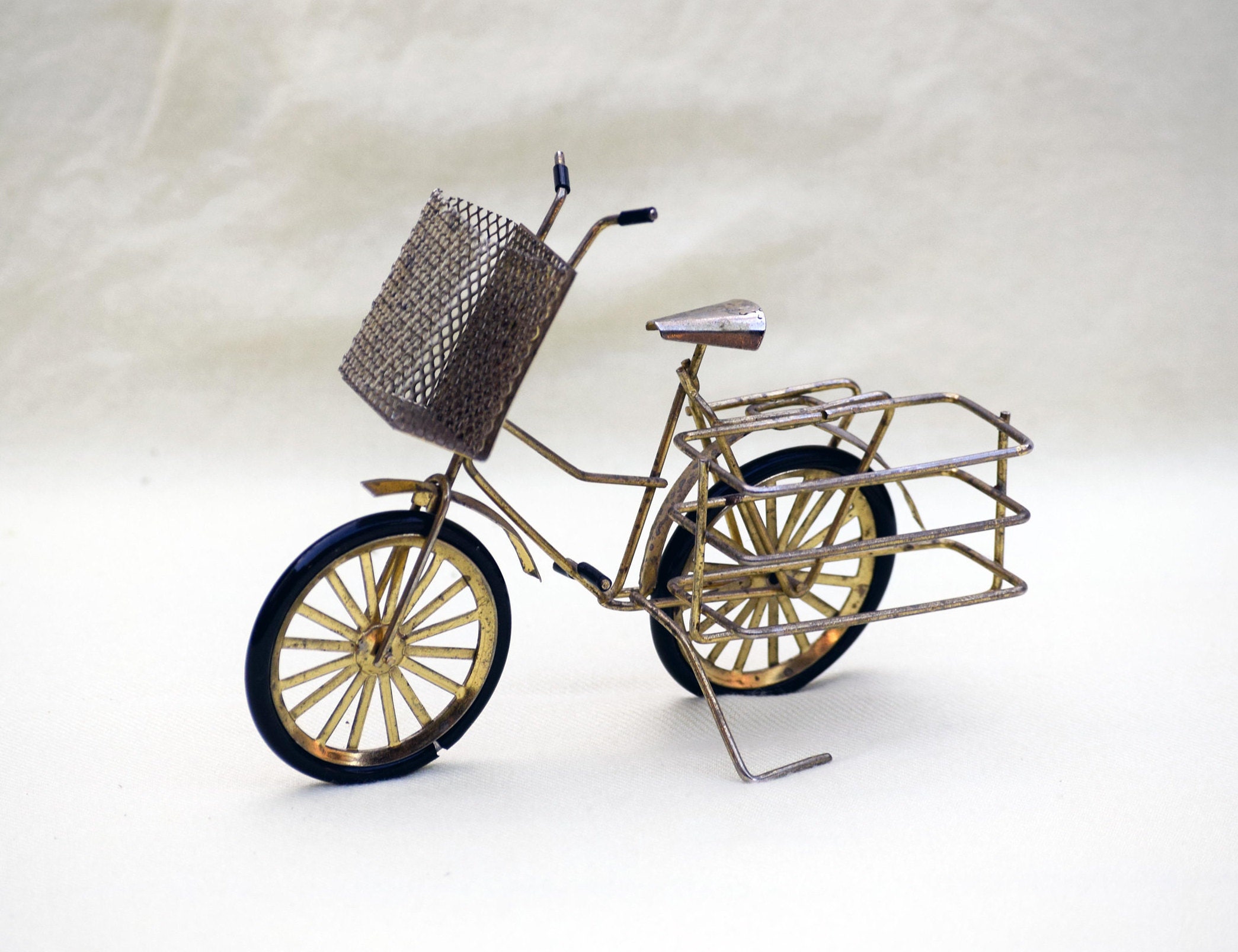 Art & Collectibles 4 14 Miniature NEW Metal Sold As Is High Rise ...