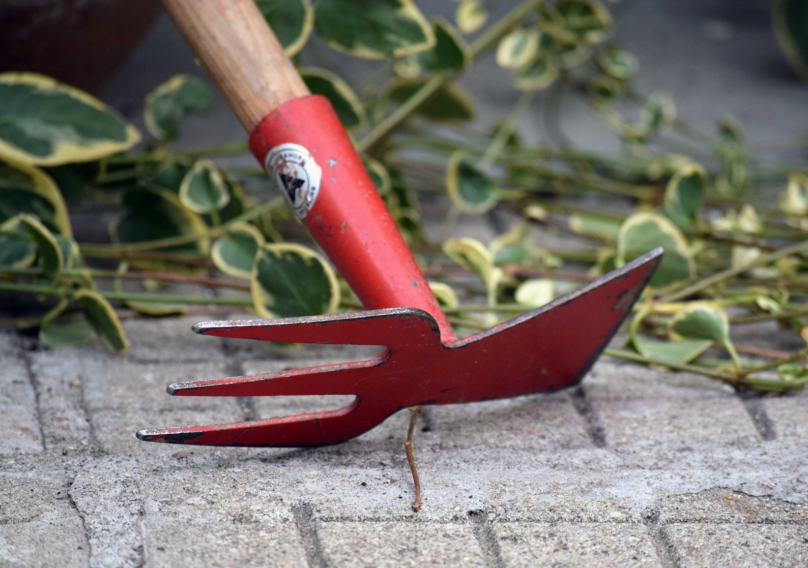 Small Garden Hoe, Vintage Hoe, Hand-held Garden Hoe, Metal Pick, Small ...