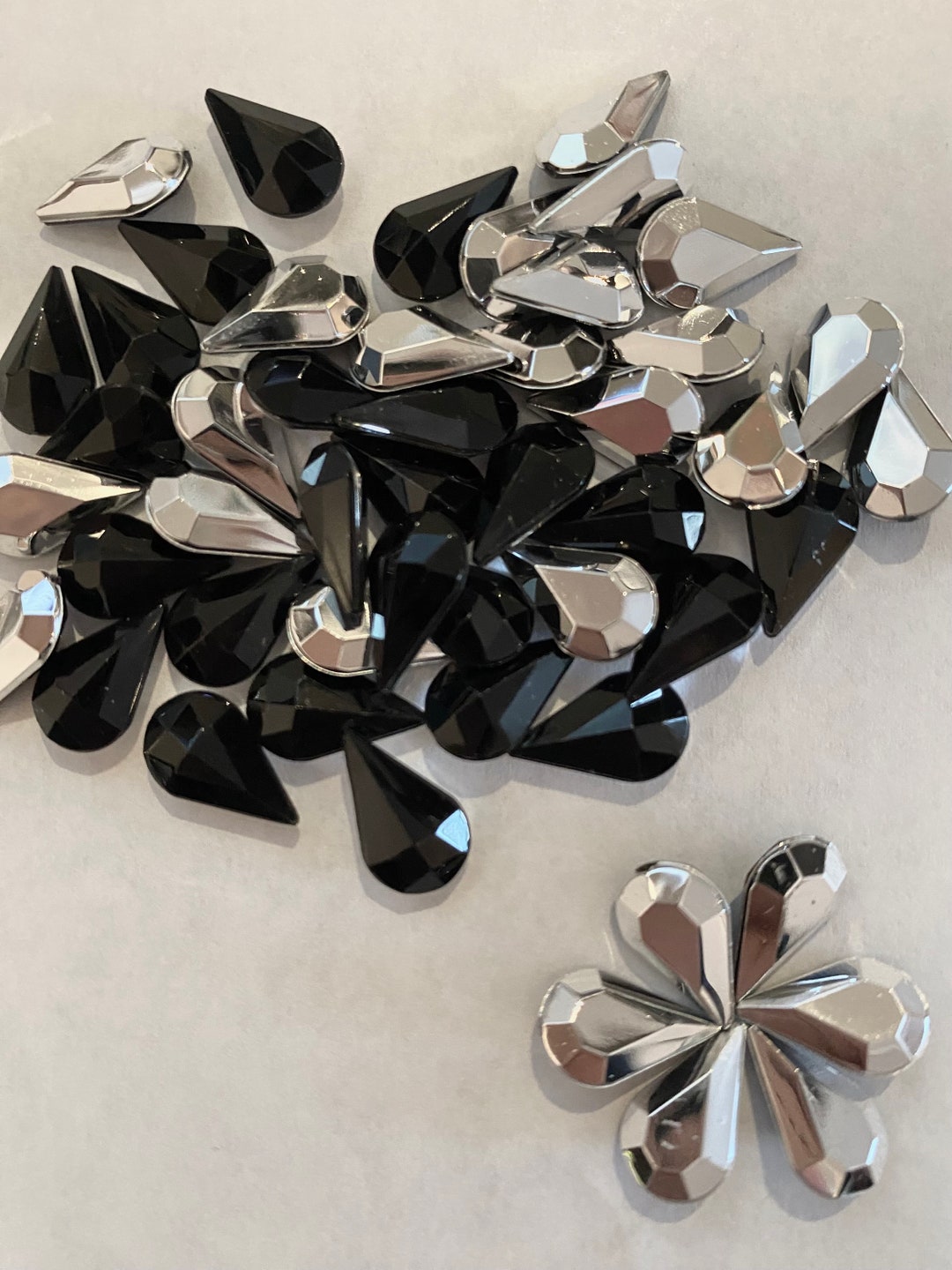 Tear Drop Metallic Silver Shape Acrylic Gem Stone Rhinestones ...