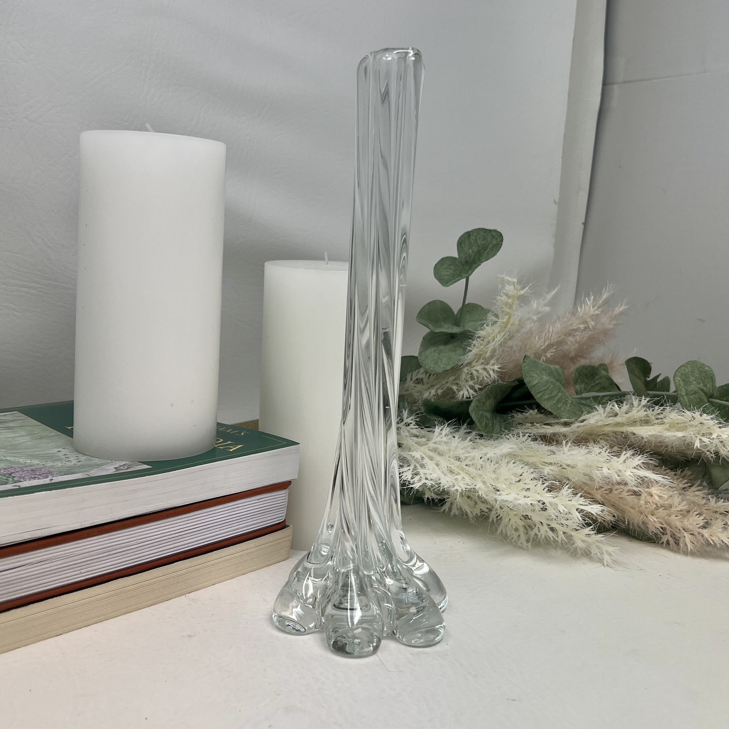 Vintage Bubble Bottom Handblown Twisted Glass Flower Vase, Clear Glass ...