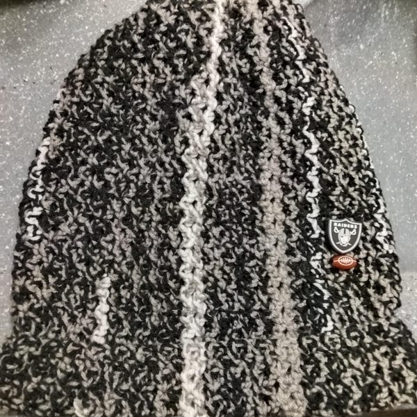Crochet Raiders Beanie - Etsy