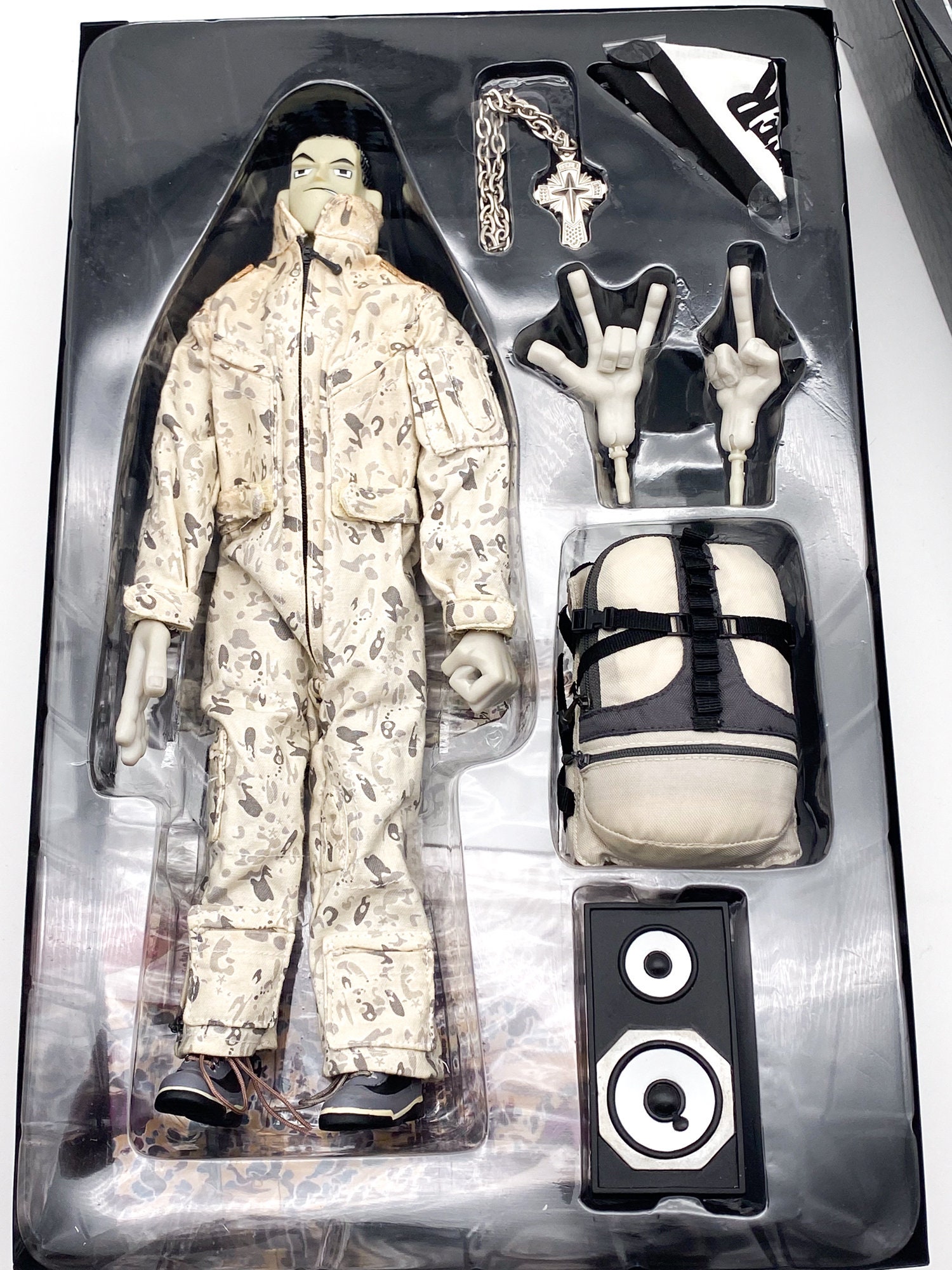 KARL Monochrome – Jason Siu Gangster Paradise Action Figure Hot Toys ...