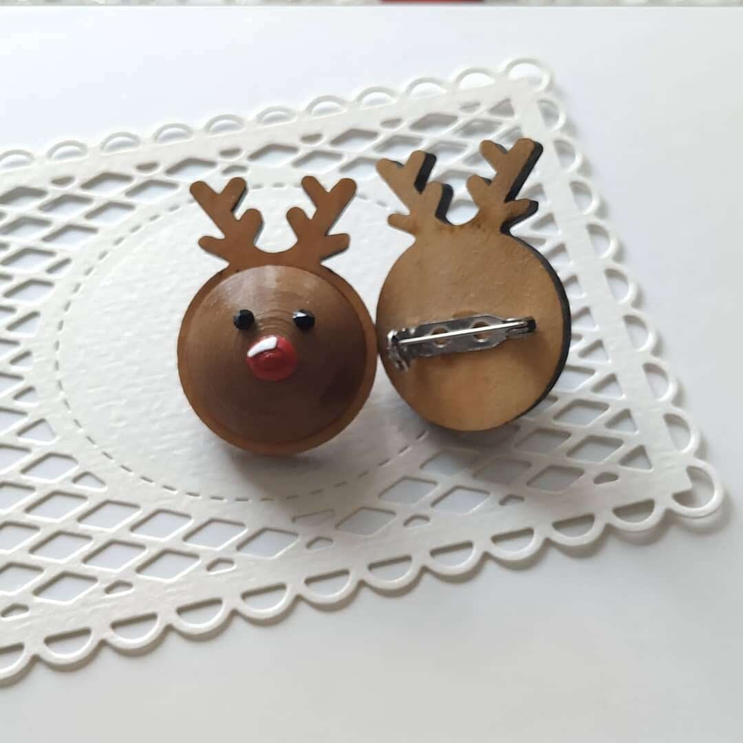 Christmas Reindeer Broach or Magnet Cute Rudolph the - Etsy
