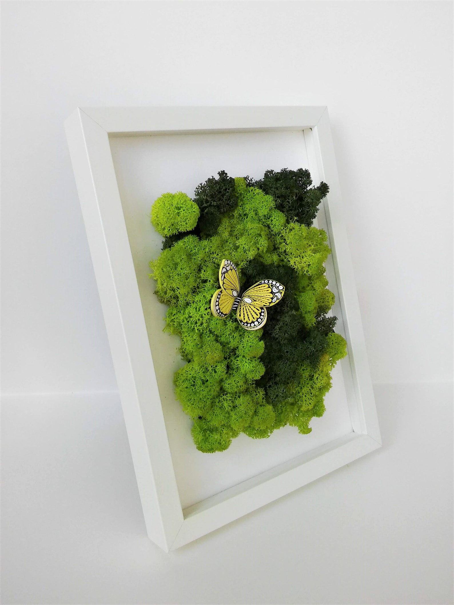 Scandinavian Moss Wall Art and Paper Quilling, Paper Butterfly ...
