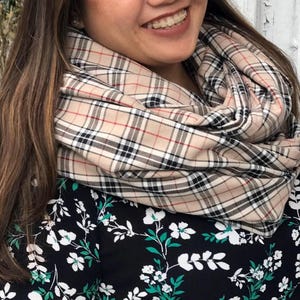 Travel Tube Blanket: Lightweight Wrap, Travel Accessory, Gift for Her ...