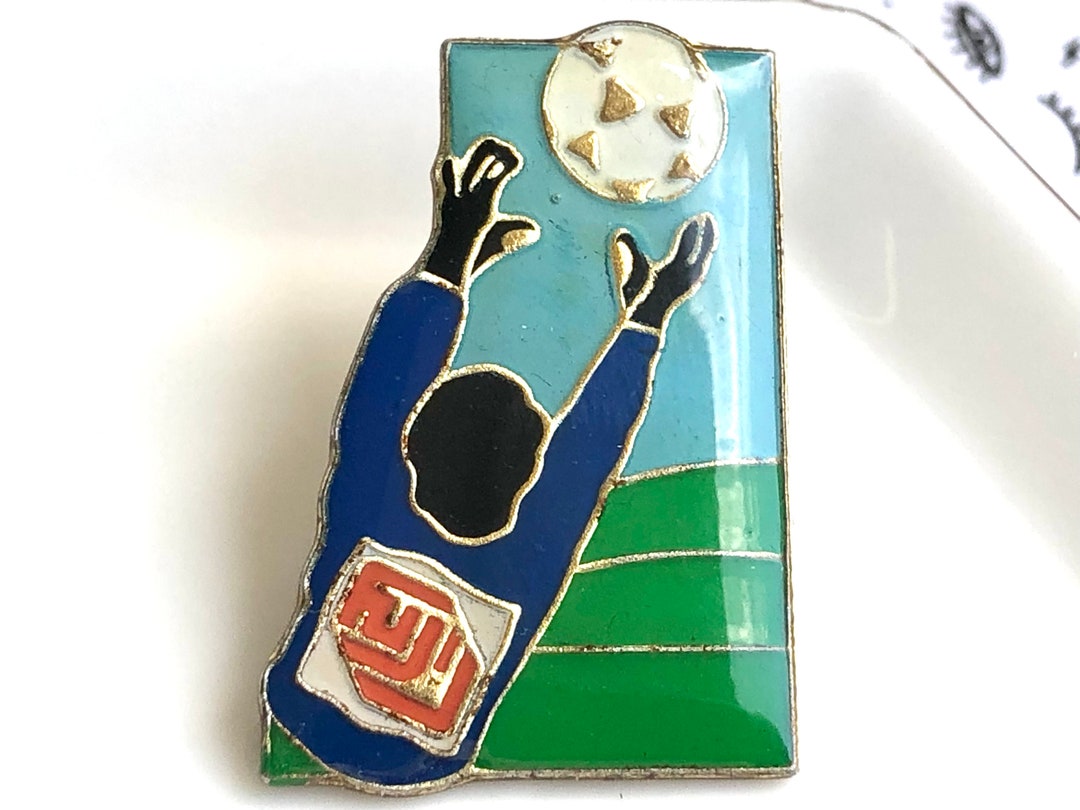 Soccer Goalkeeper Pins Fujifilm, Team Sport, Soccer Ball, Sportsman ...