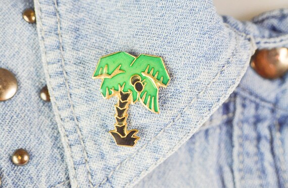 Vintage Palm trees pins, natural landscape, tree and … - Gem