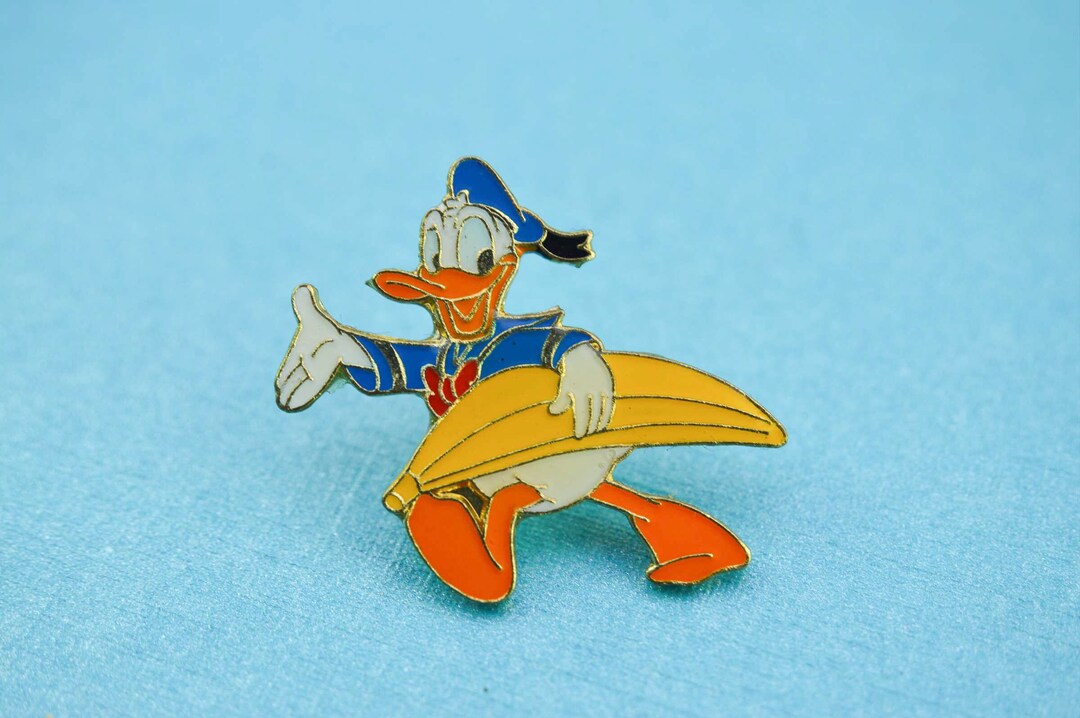 Daffy Duck Badges Pin's Bird Animal Badges Pins Vintage 80 Enamel ...
