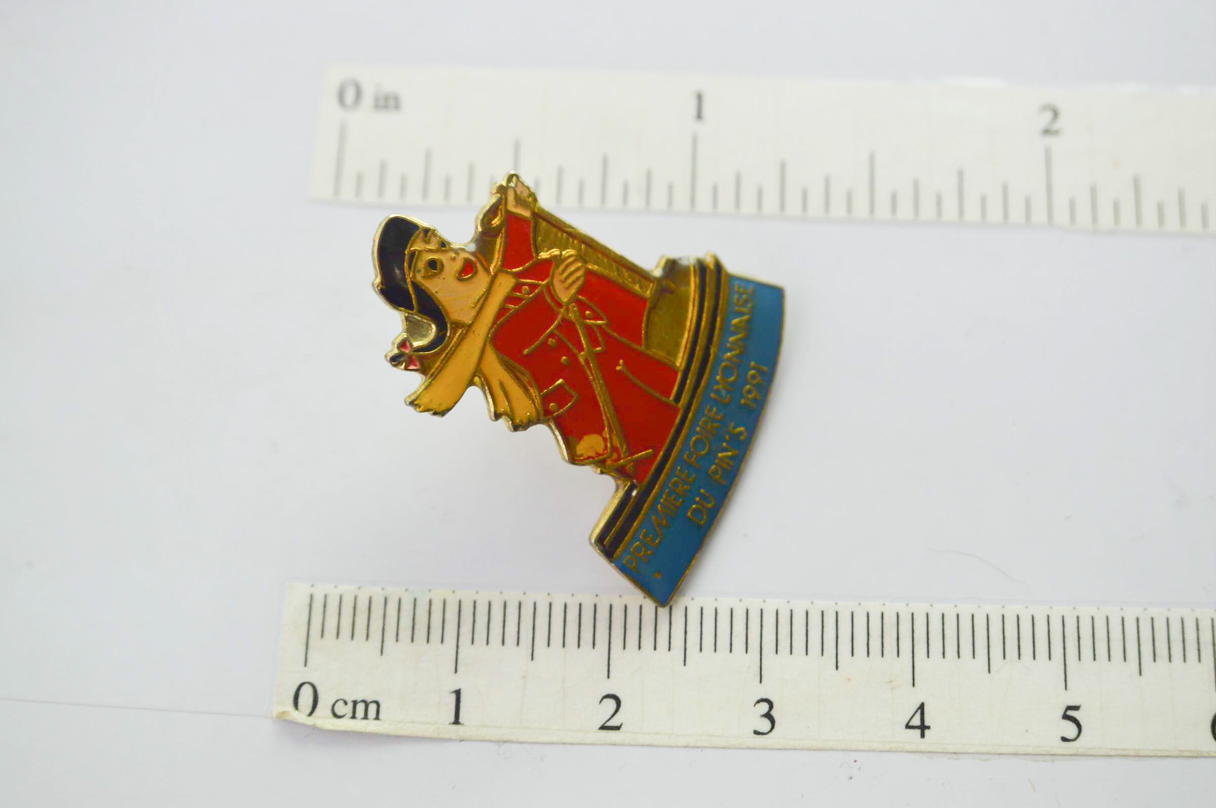 Vintage pins for puppet show puppet theater 1st | Etsy