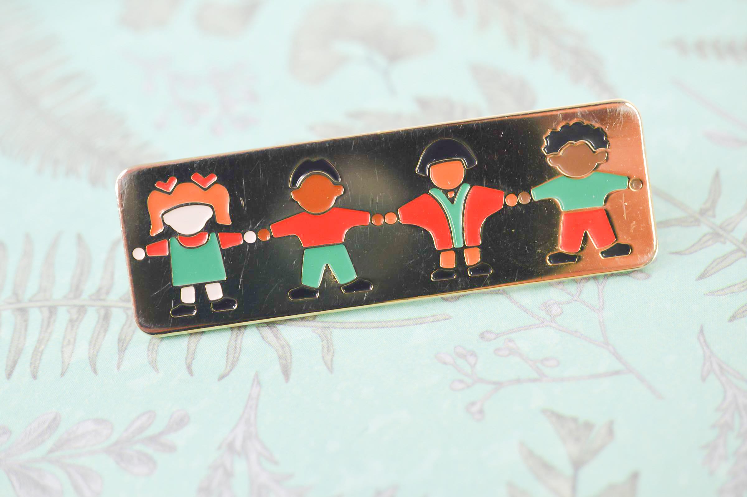 Pin's Characters Children girls and boys doing a round | Etsy