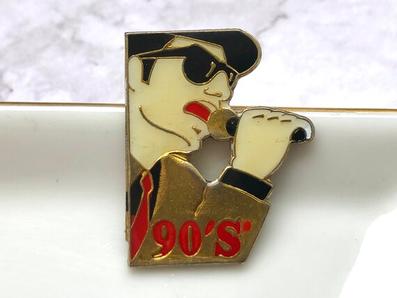 Pin's Singer Musician 90’s - Cartoon - Cartoon - Vint… - Gem