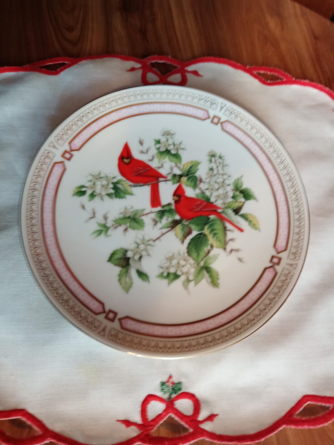 Norcrest Cardinal Plate, Chatillon Porcelain Dinnerware With Gold Lace ...