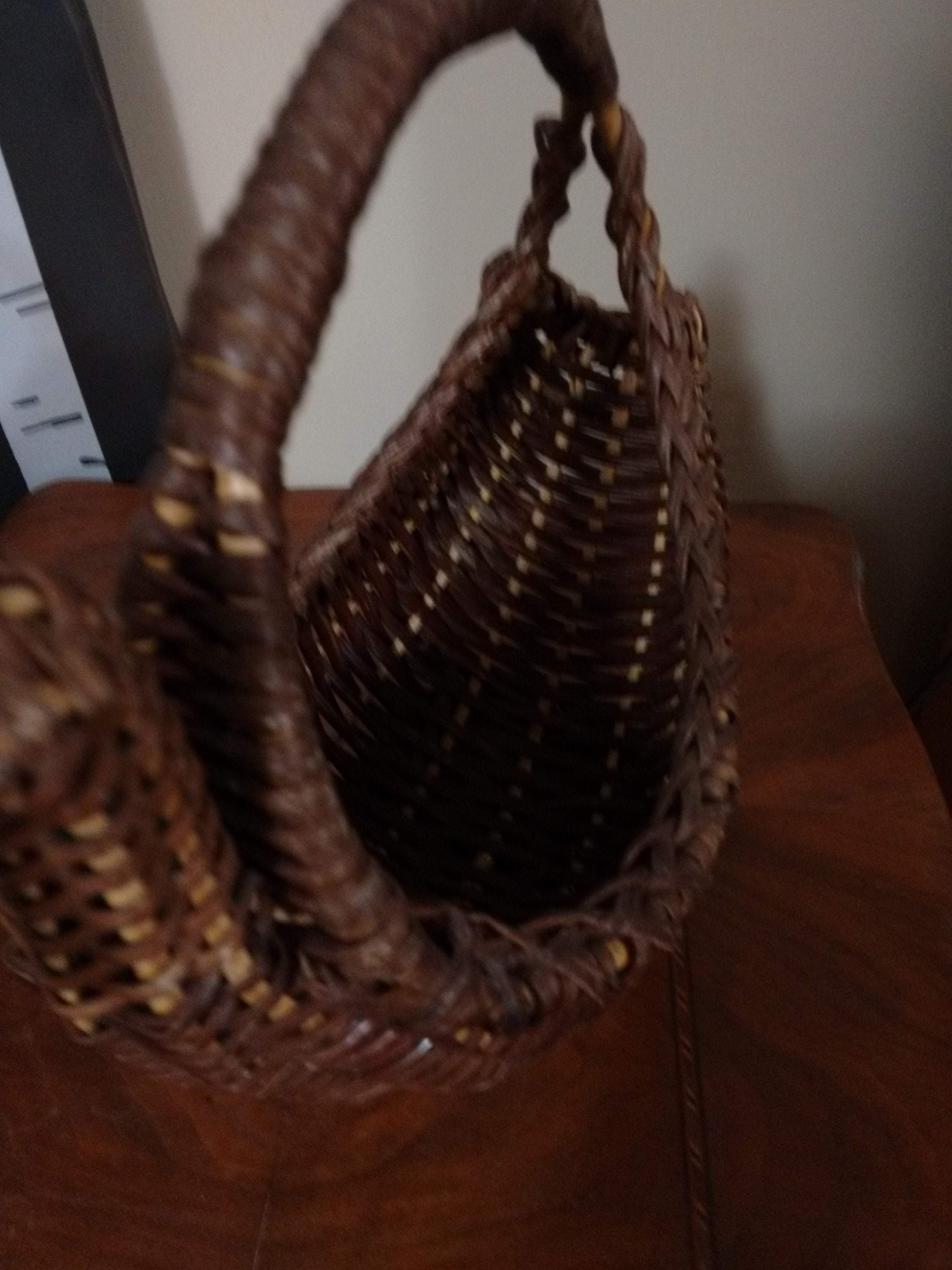 Vintage Woven Chicken Basket: Farmhouse Kitchen Decor (10x14) - Etsy