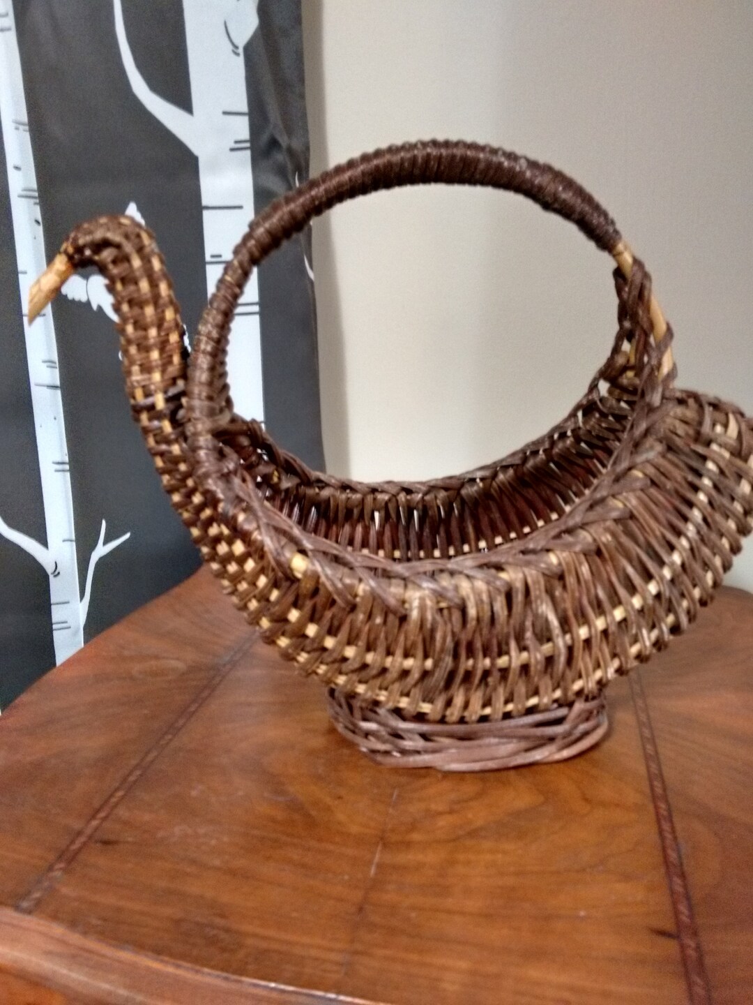 Vintage Woven Chicken Basket: Farmhouse Kitchen Decor (10x14) - Etsy