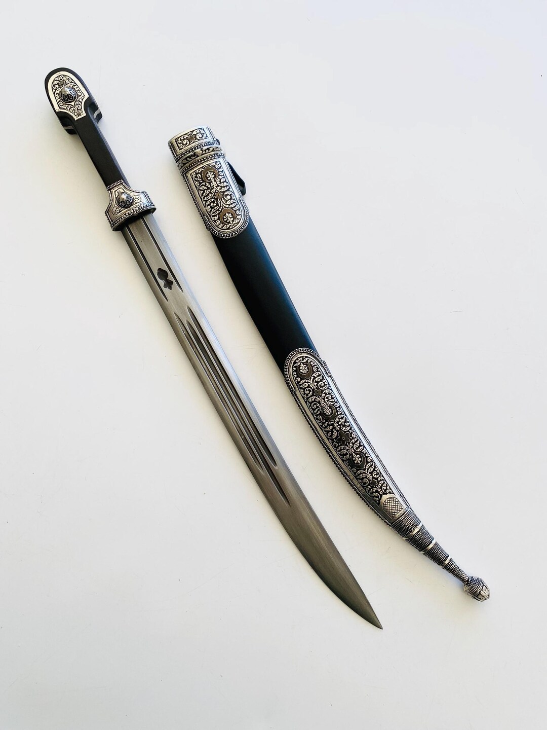 Medieval Dagger, Viking Sword, Legendary Swords, Battle-ready Sword ...