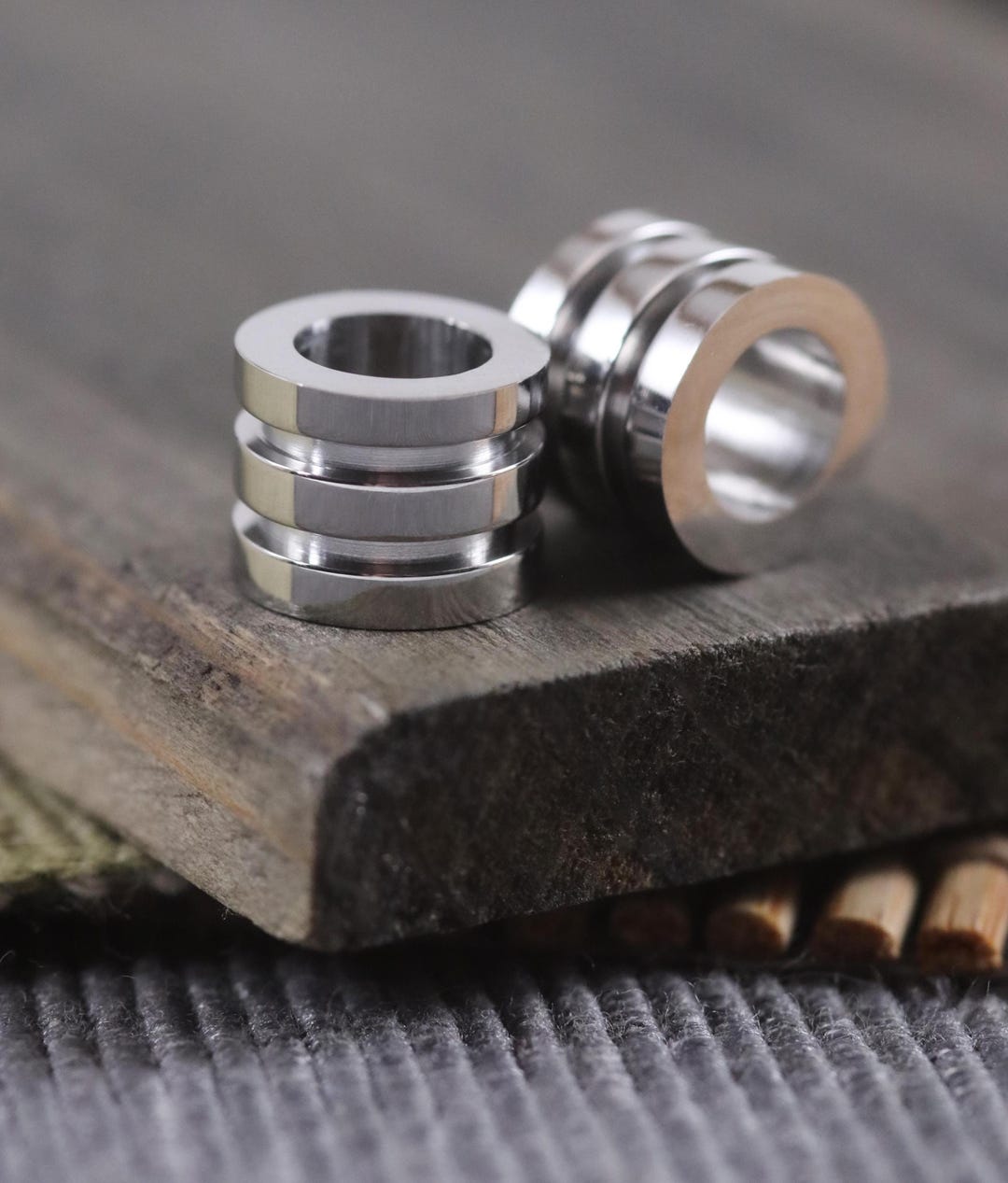 Grooved Stainless Steel Spacer Beads: 10mm X 8mm, 6mm Hole (4 Pieces ...