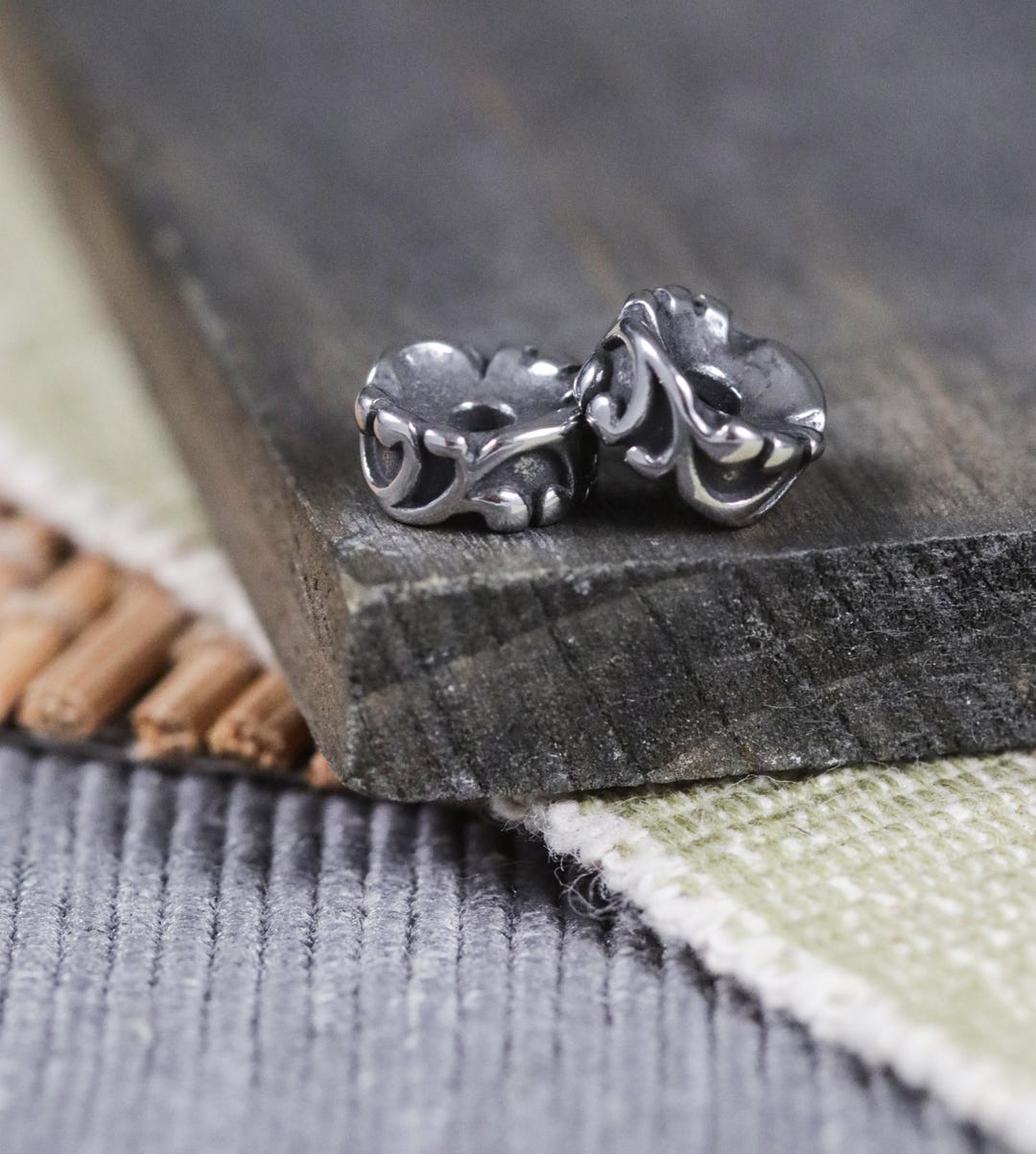 304 Stainless Steel Ornate Scroll Silver Tone Rondelle Metal Spacer ...