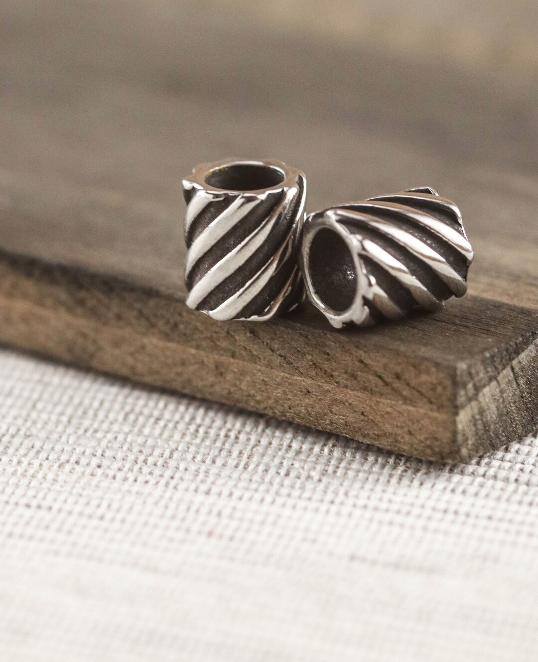 304 Stainless Steel Metal Grooved Tube Spacer Beads 2 Pieces per Order ...