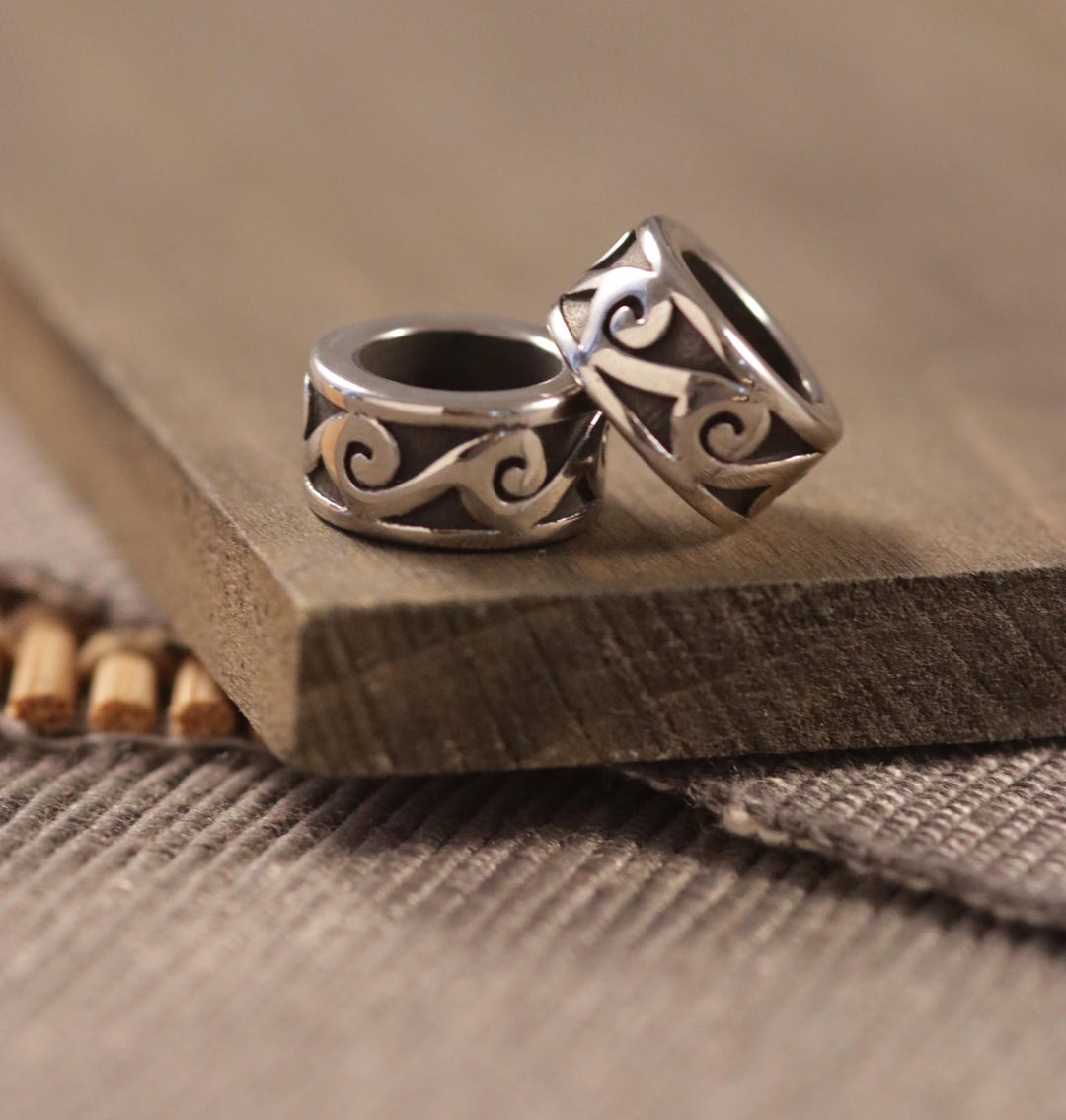 304 Stainless Steel Wave or Scroll Silver Tone Ring Rondelle Metal ...