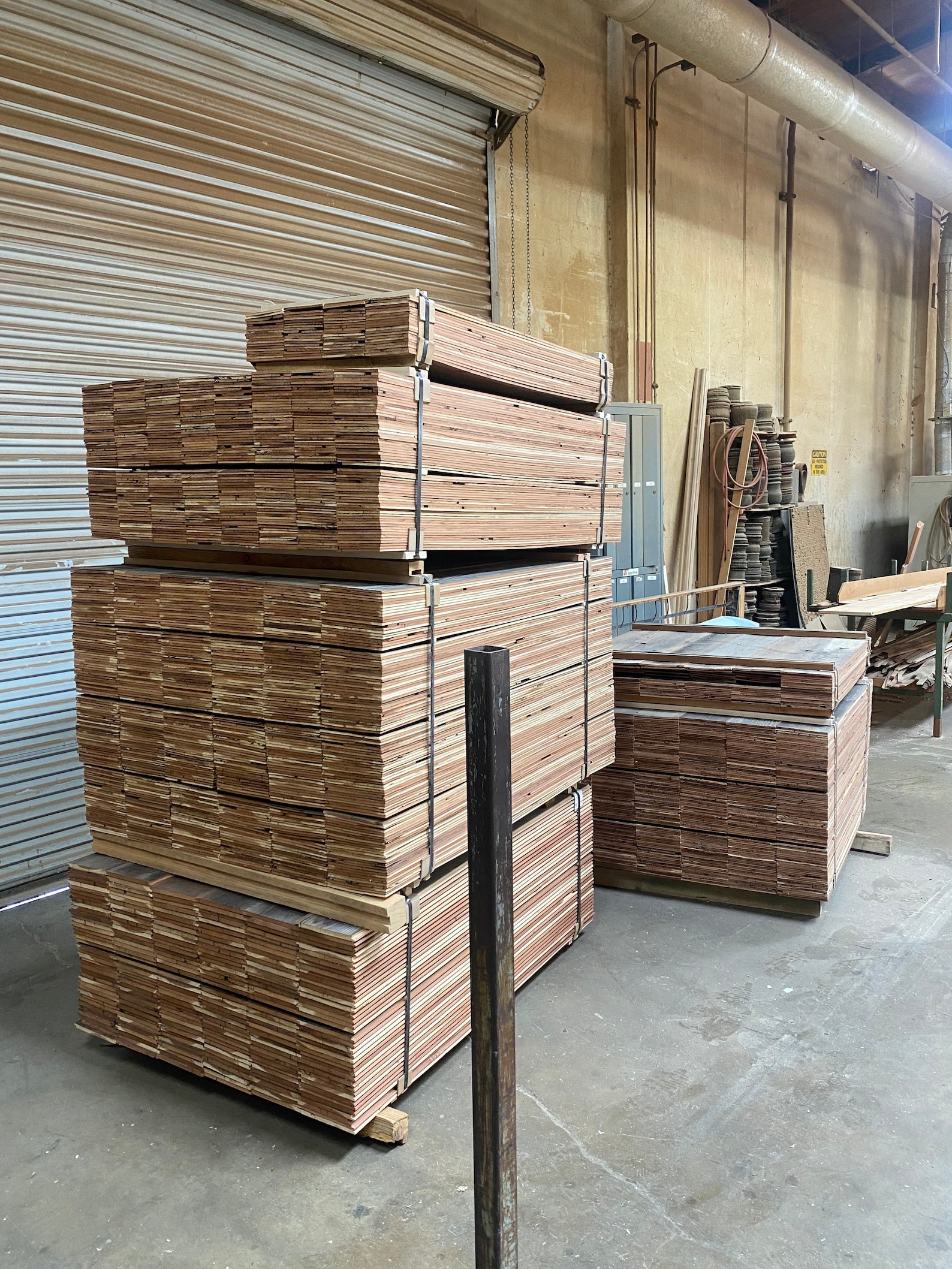 Bulk (wholesale) Reclaimed Wood Planks - Etsy