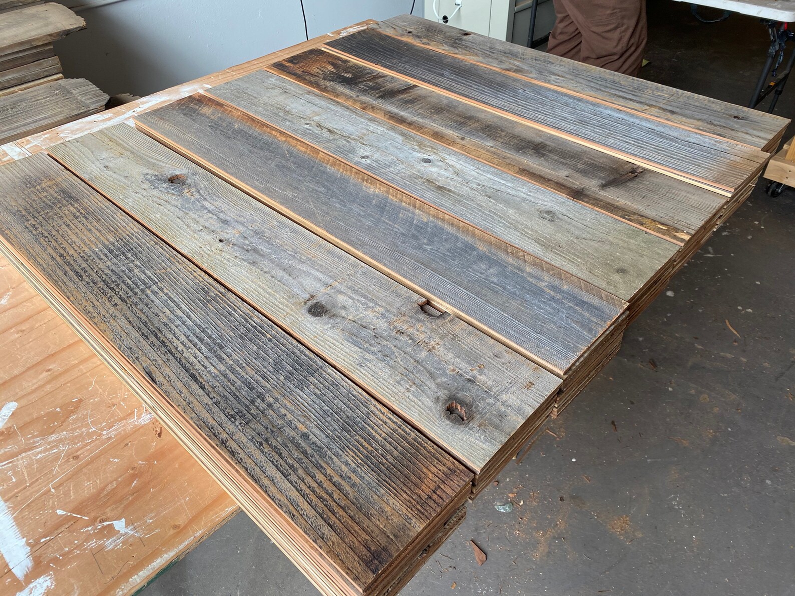 RECLAIMED WOOD PLANKS (24 Sq Ft Bundles) - Etsy