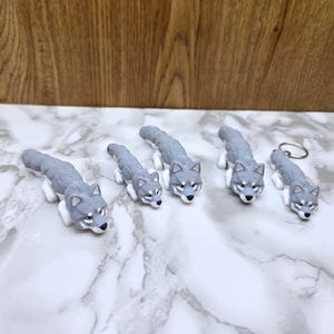 Articulating Wolf Fidget Toy, Wolf Keychain, Articulated Wolf Figurine ...