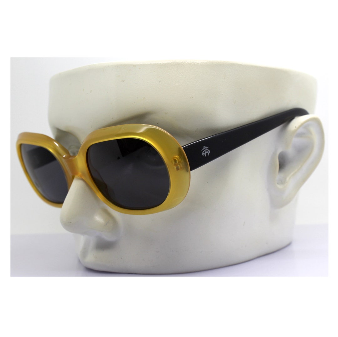 BROOKS BROTHERS 539-S Vintage Sunglasses Women's, Transparent Matt ...
