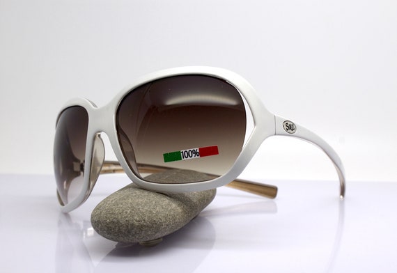VINTAGE WOMEN'S SUNGLASSES Made in Italy Round square… - Gem