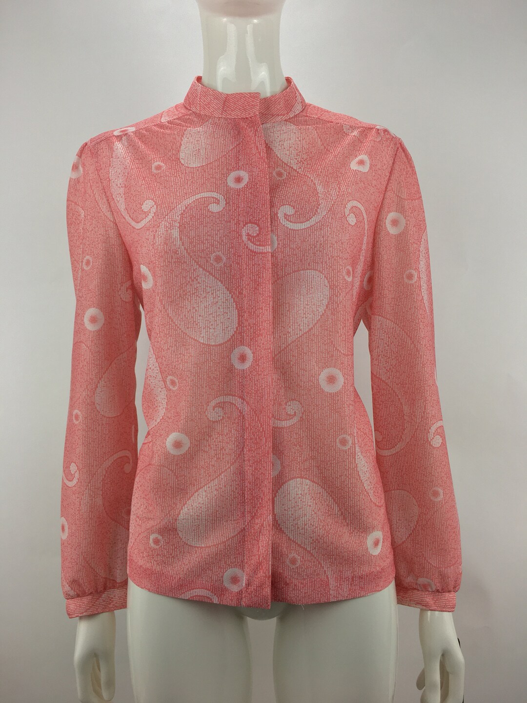 1980s Devon Paisley Blouse | Salmon Pink, High Collar, NWT Medium - Etsy