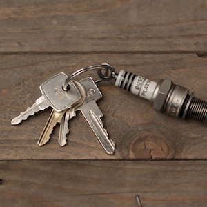 Spark Plug Key Ring Pendant - Etsy